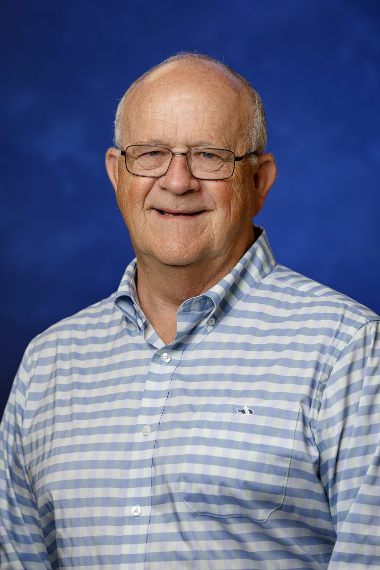 UT Martin Alumni Assist With New City Library